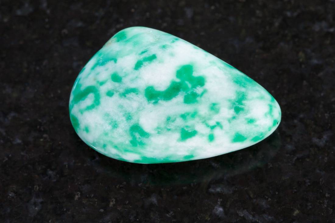 L’amazonite : Vertus et propriétés en lithothérapie| Chakras Shop