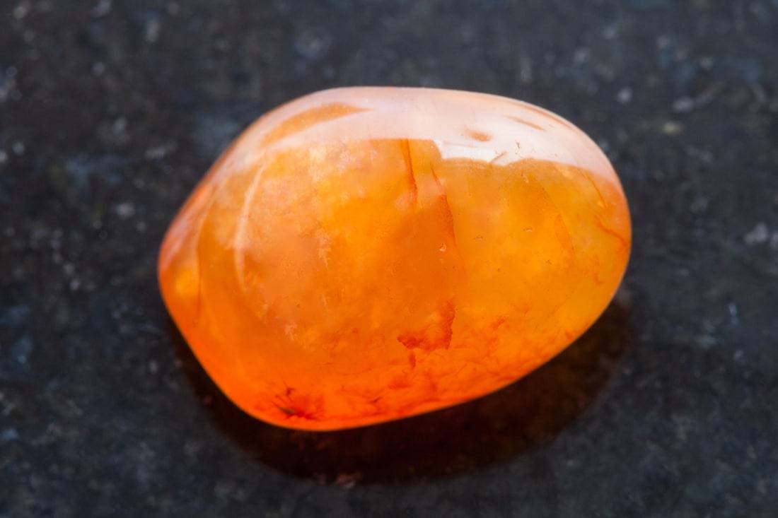 Cornaline : Vertus et Propriétés en Lithothérapie | Chakras Shop